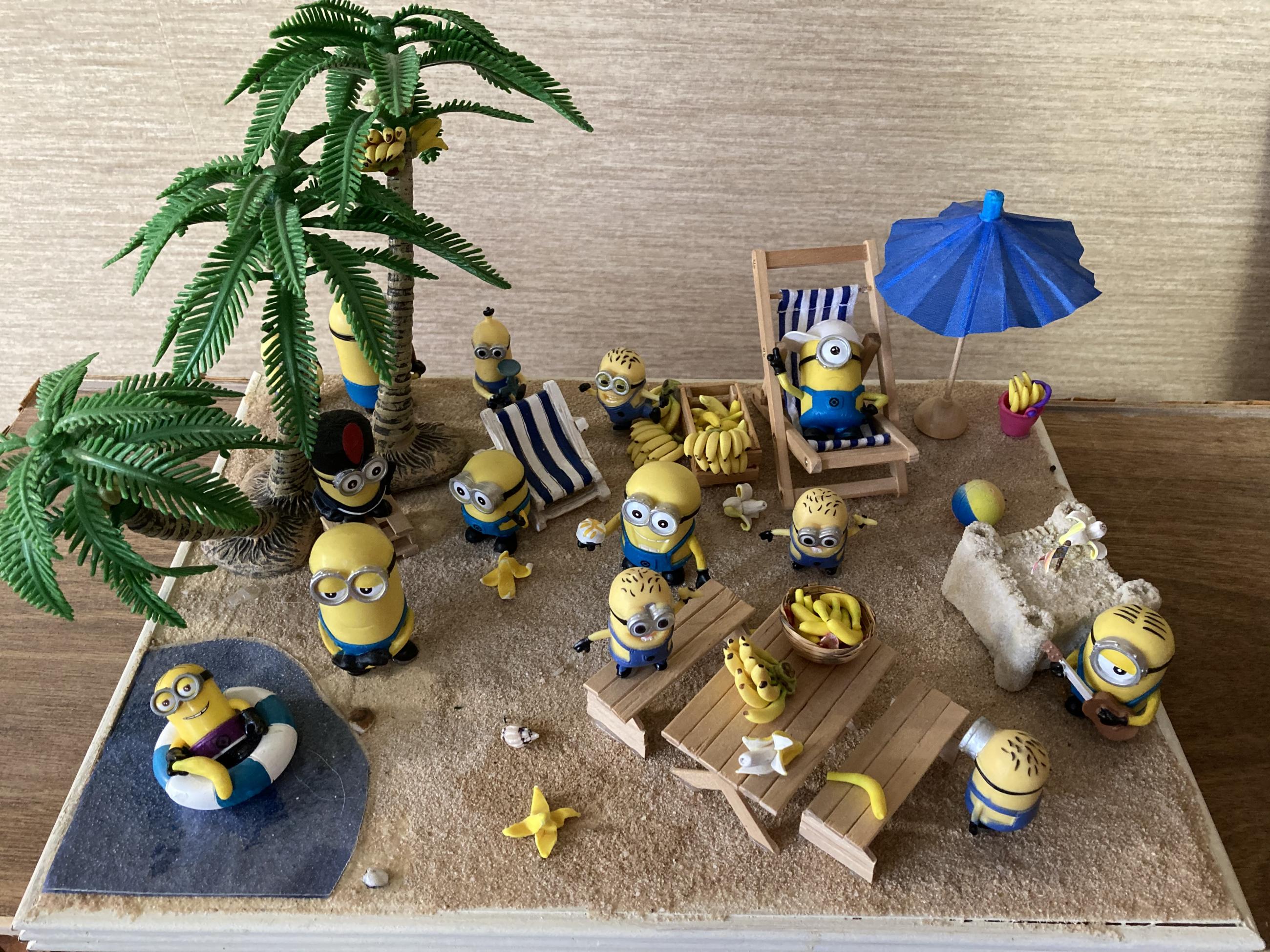 Spot the Difference-Minions | Create.Miniatures.org